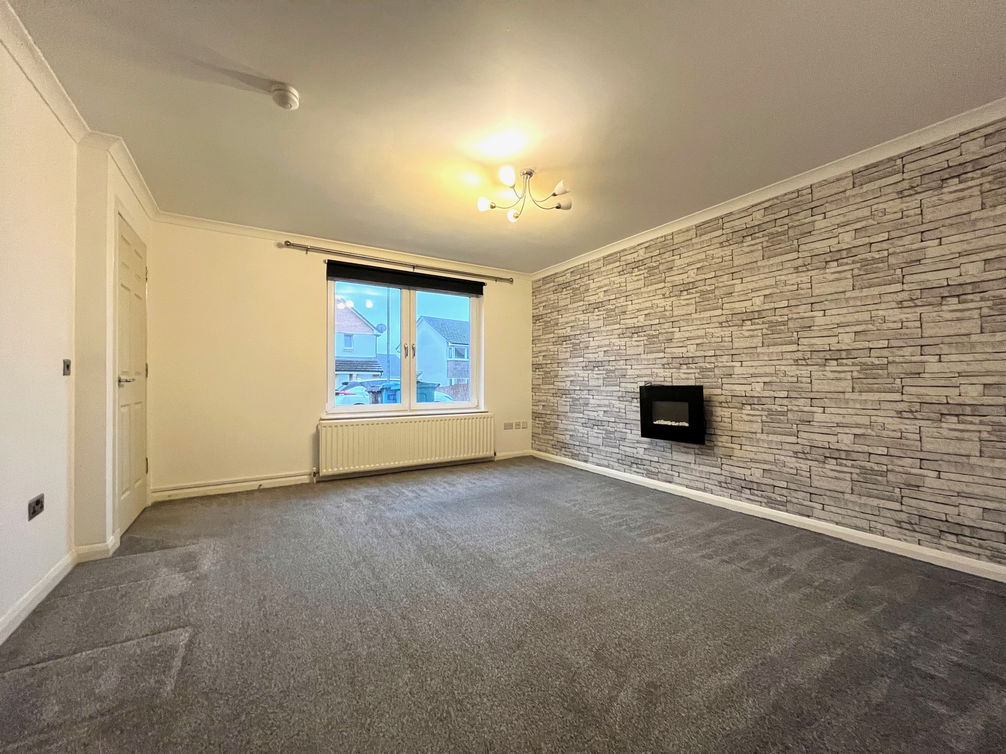 16 Dalcross Way Plains ML6 7EG – Property Bureau