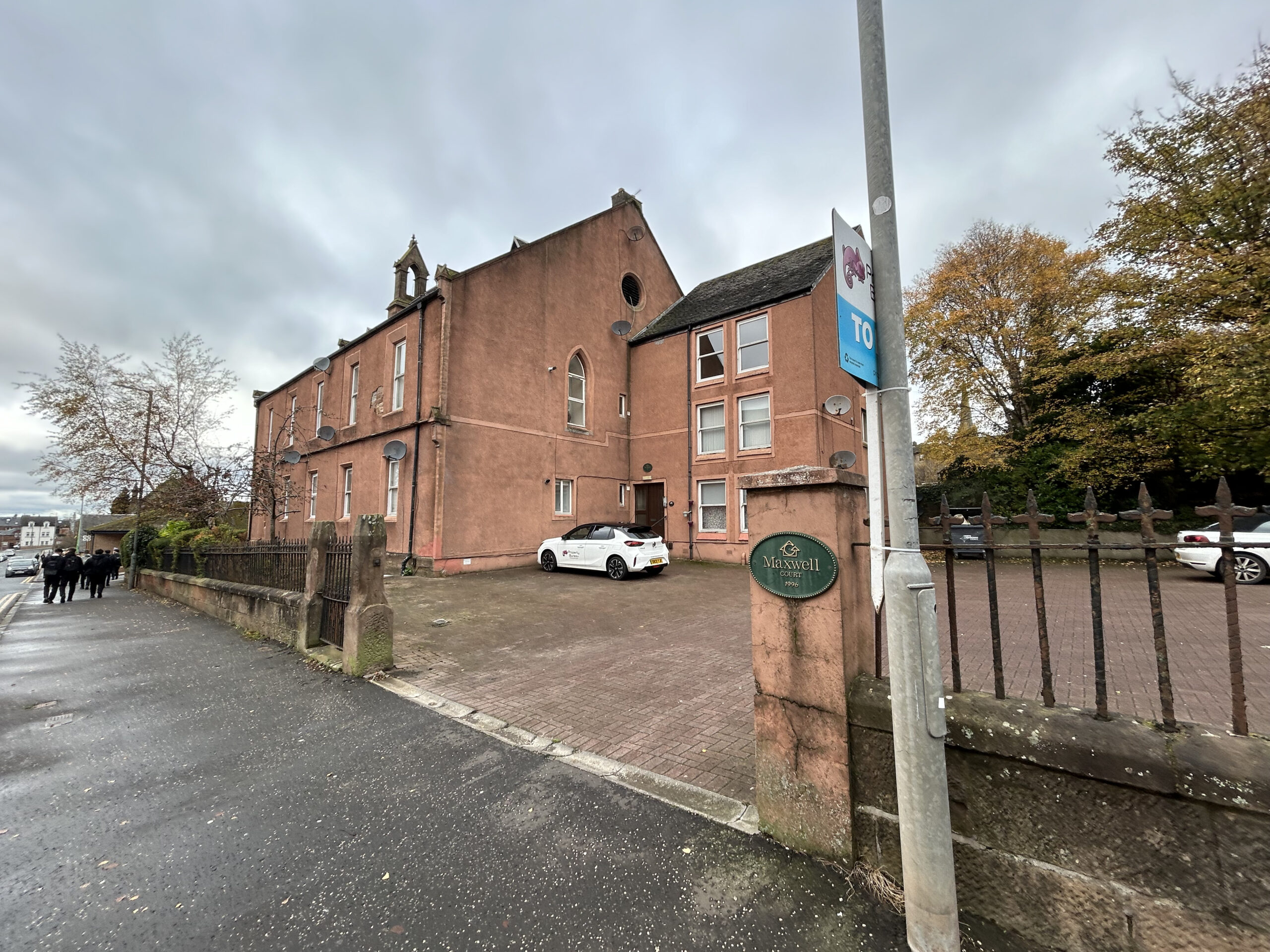 7E Maxwell Court, Muiryhall Street, Coatbridge, ML5 3EA – Property Bureau